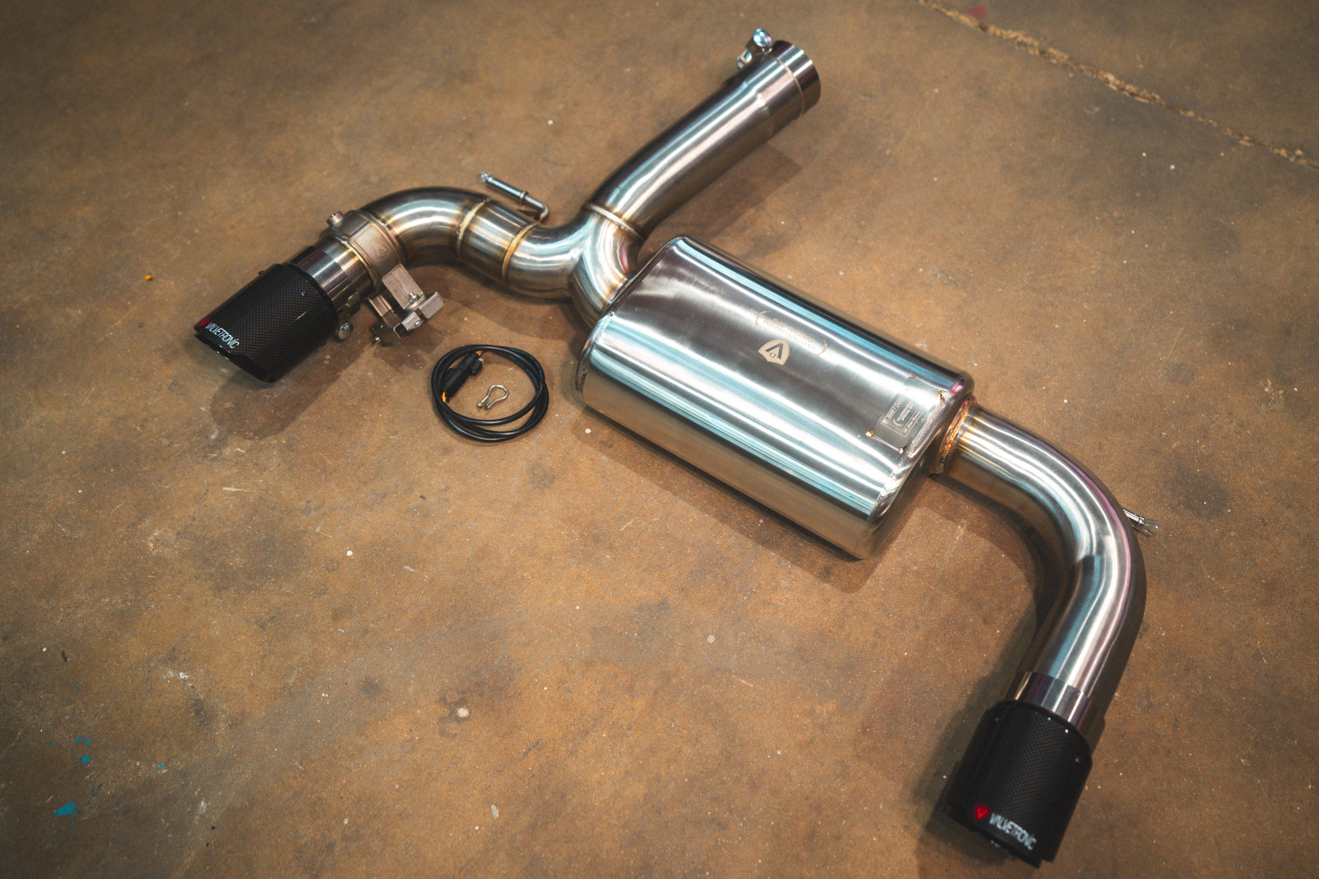 BMW F30 / F22 / F36 / F32 Valved Sport Exhaust System (Axleback) F cha ...